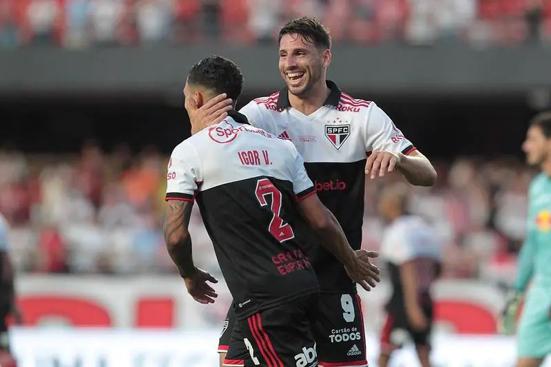É o Calleri? Jogador do São Paulo pode trocar Tricolor e ser do Bahia - Central do Bahia