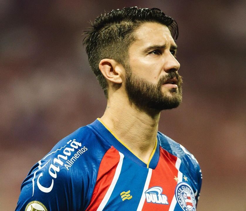 Enquanto recebia R$ 250 mil no Bahia, salário de Everaldo no Fluminense ...